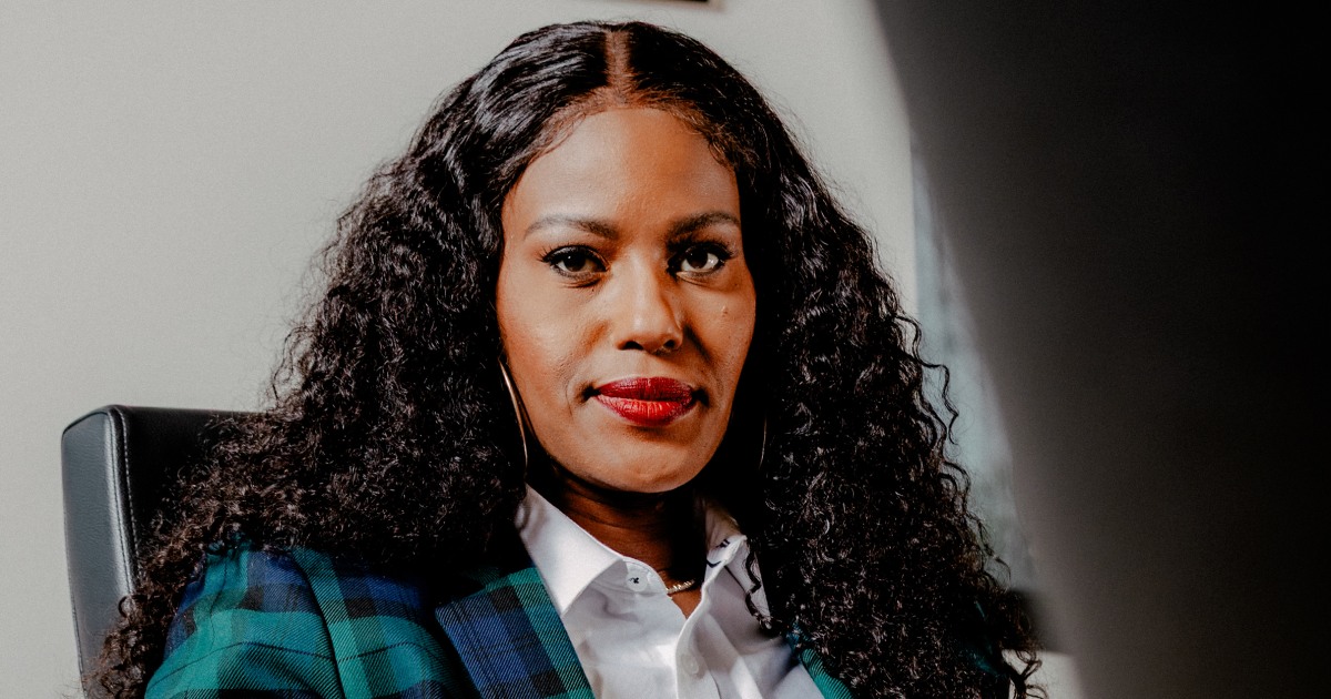 This Chicago Teachers Union boss endlessly provokes the right. She's ...