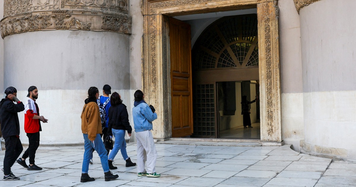 Hunt for thief after ancient Roman statues are stolen from Syria's ...