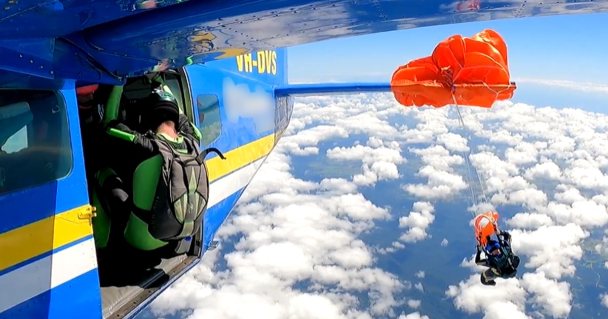 Skydiver suspended at 15,000 feet after parachute gets snagged on plane ...