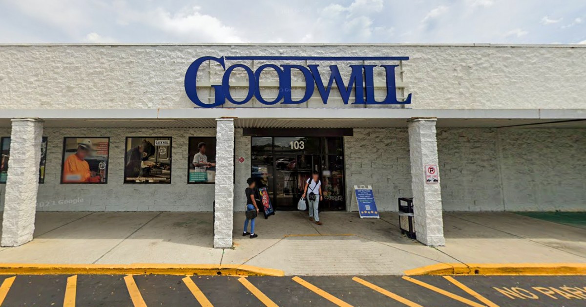 Live hand grenade found in Goodwill donation bin in Florida