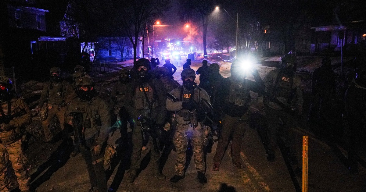 Agente federal dispara contra un inmigrante venezolano en una pierna en ...