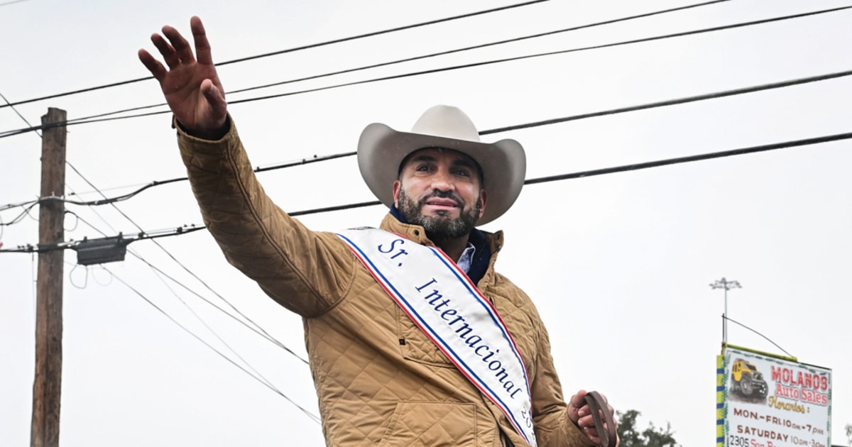 Trump endorses candidate running against a lawmaker he pardoned