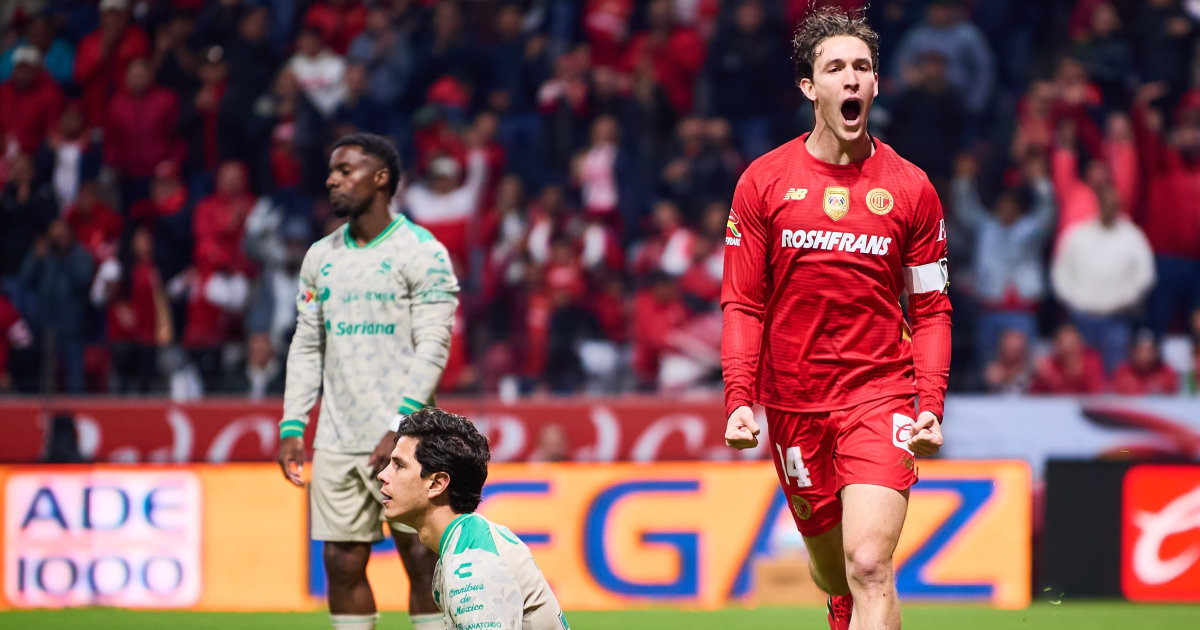 Toluca remonta y vence al Santos Laguna