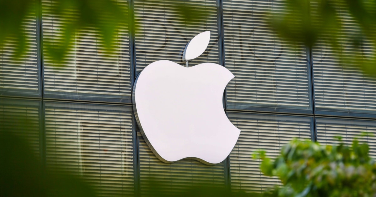 Apple s Shares Plunge After It Hikes Prices On IPads And Laptops Apple s Shares Plunge After It Hikes Prices On IPads And Laptops