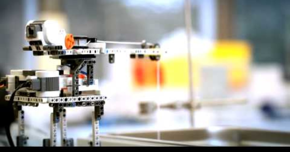 With LEGO, making synthetic bone is a snap