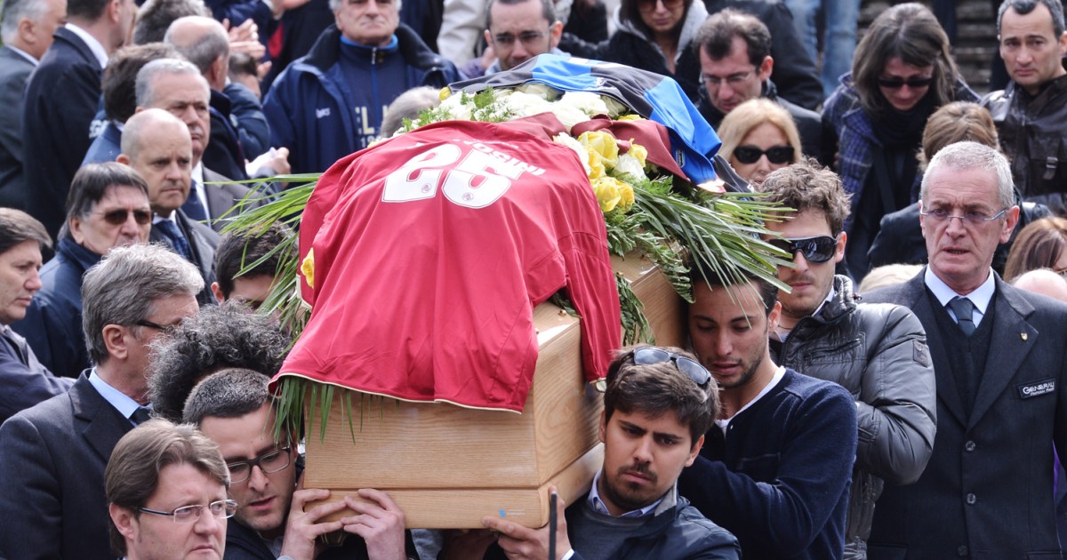 Thousands fill streets at funeral of young Italy soccer player