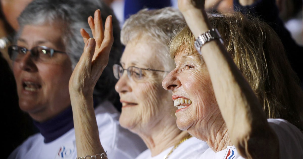 Romney declares victory in GOP primary as general election begins