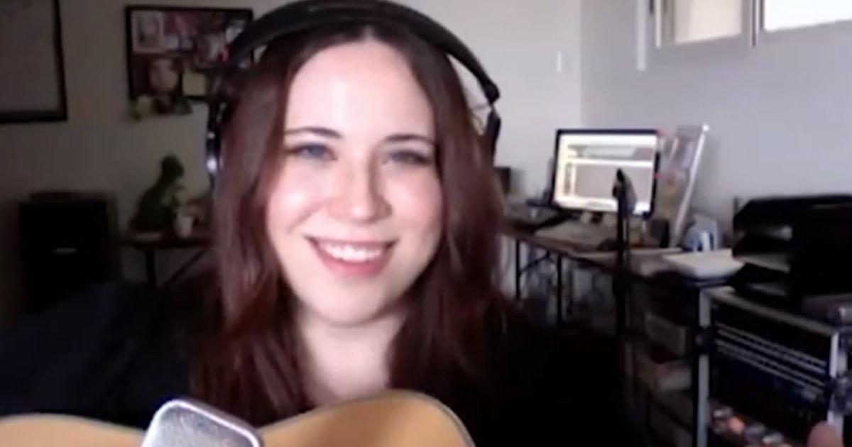 'Skyrim' cover-singer returns with another hit