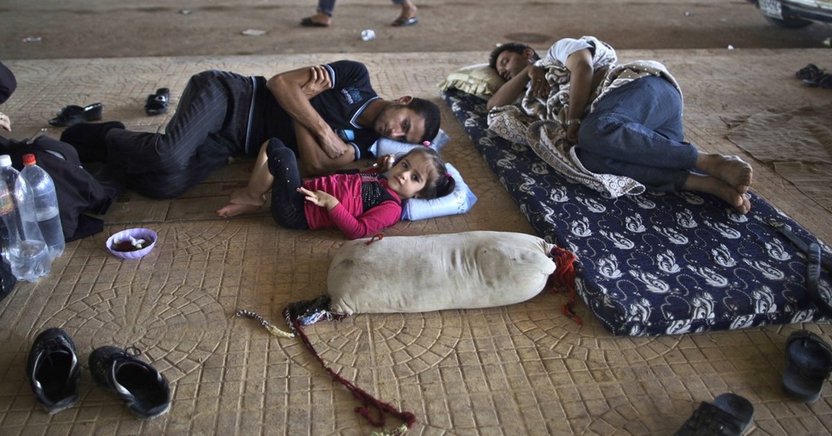 Displaced Syrians struggle to find safe shelter