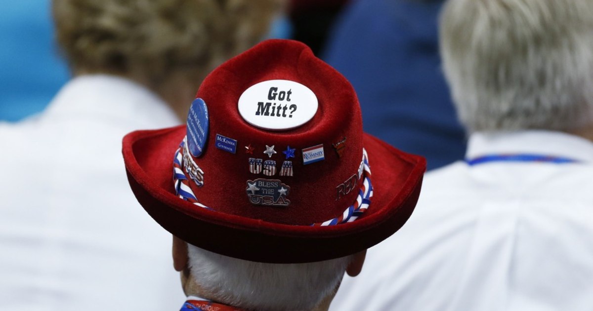 Accessorize! RNC attendees show off their buttons