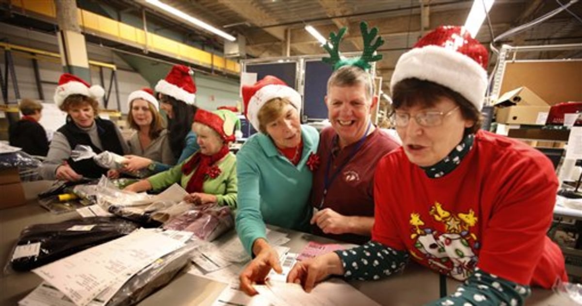 Retailers ready for final holiday push