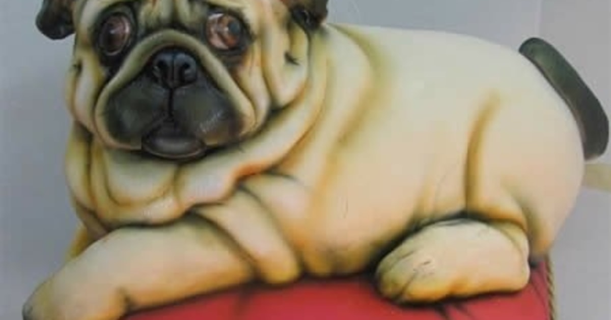 Pre-caffeine tech: Spies! Jeggings! Pug cake!