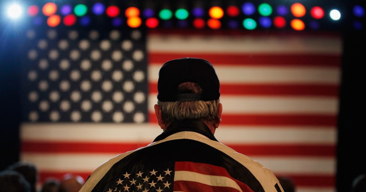 Romney supporters rally in Michigan