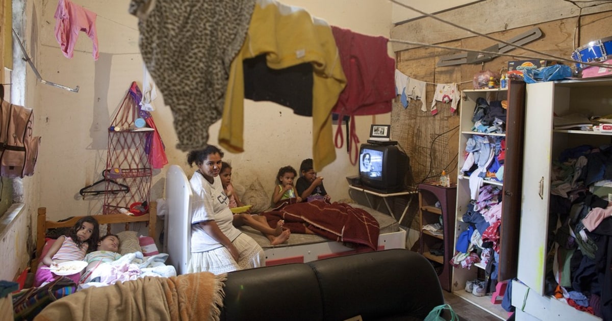 Over 20 stories of homeless families in Sao Paulo building