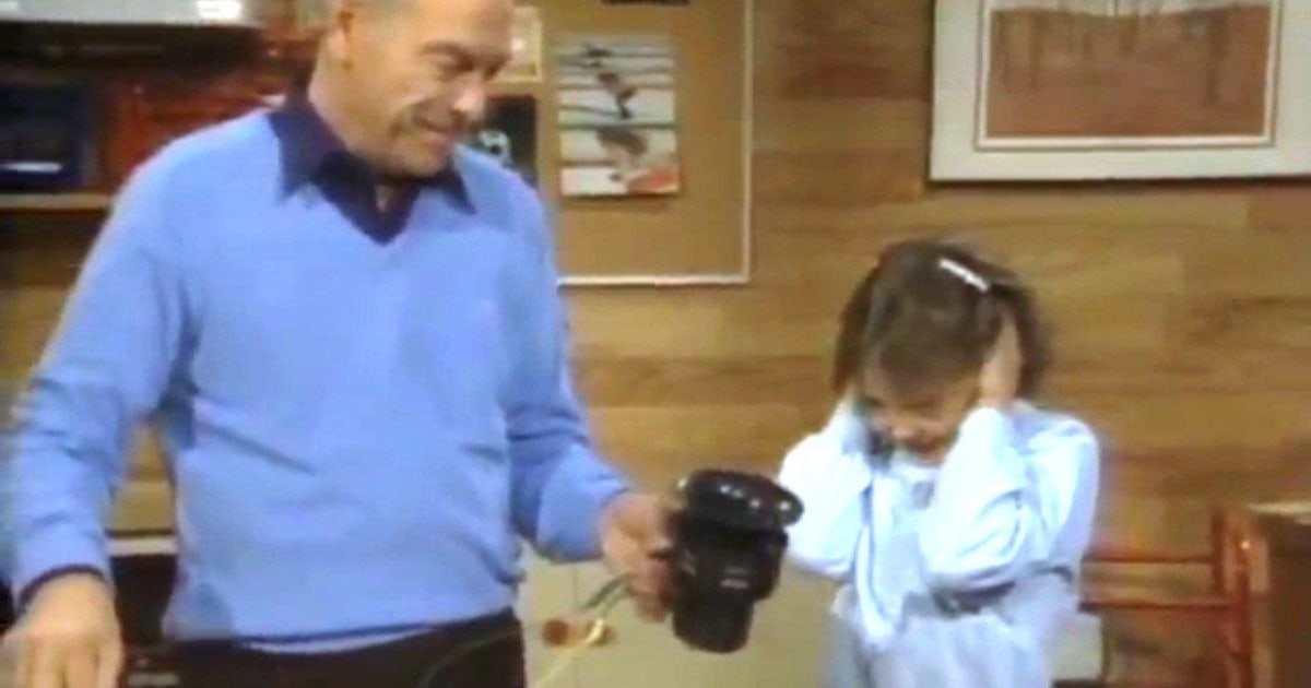 Video dwells on Mr. Wizard's dark side