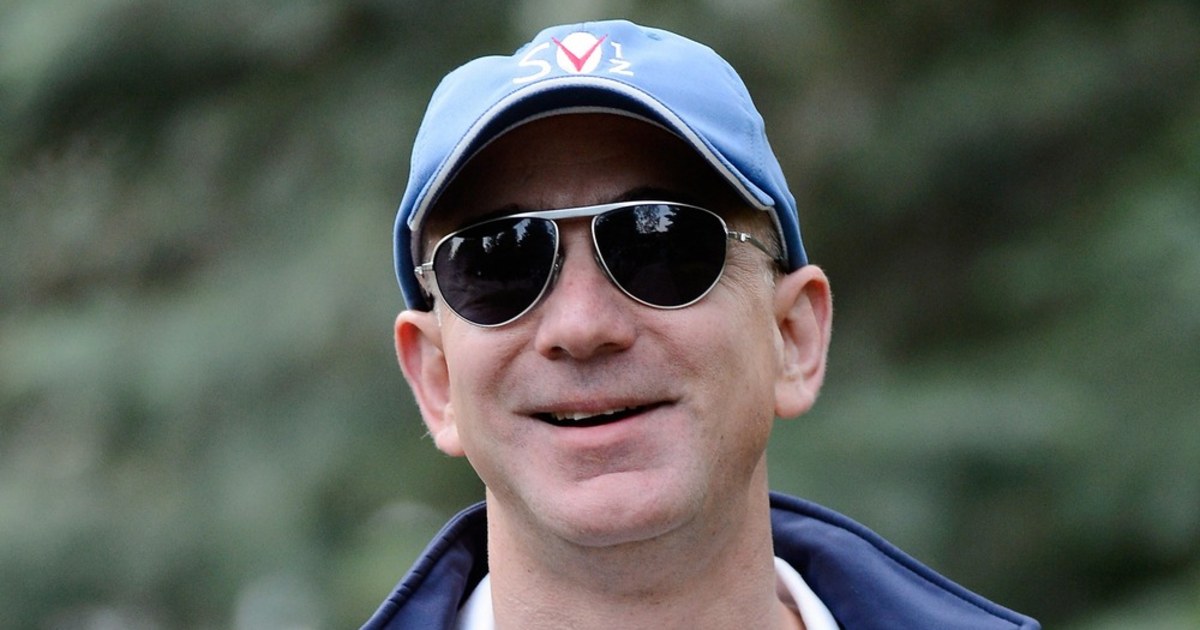 Amazon's Bezos gives $2.5M same-sex marriage donation