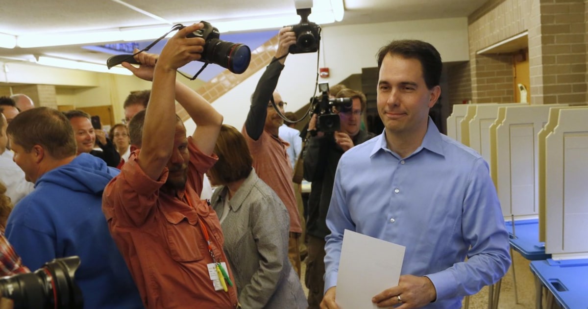Walker, Barrett locked in tight race in Wisconsin recall