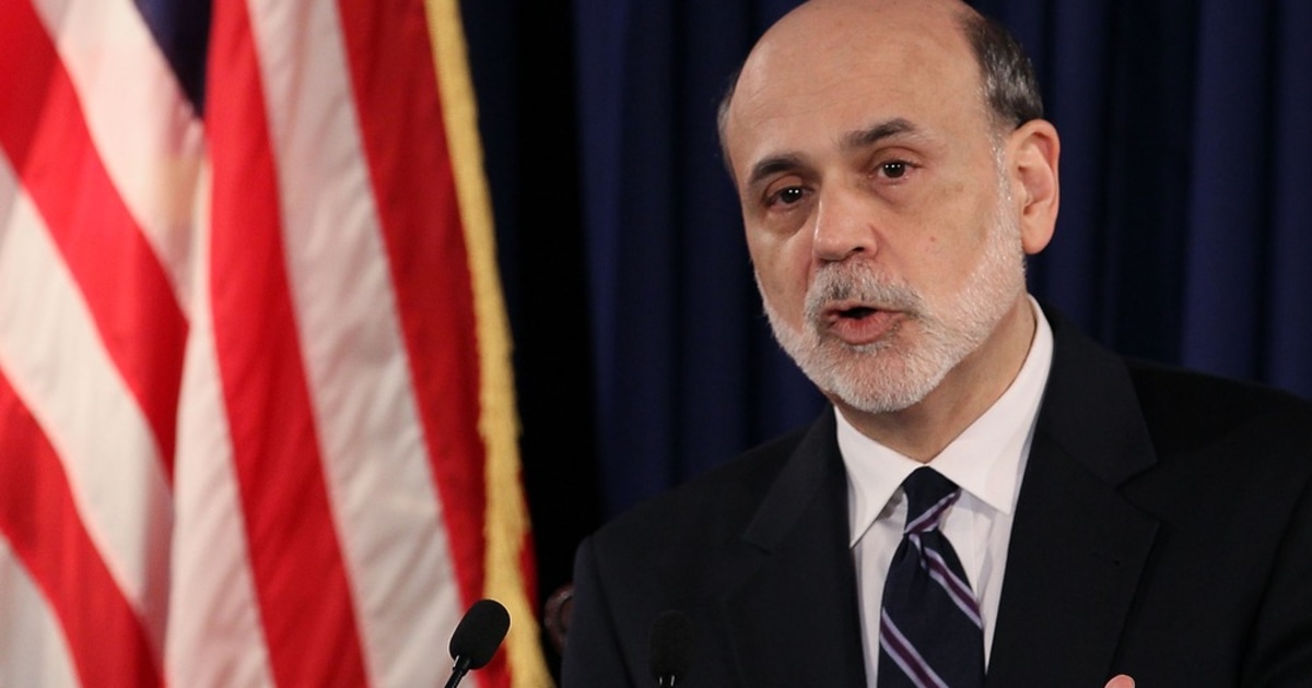 Bernanke, Fed have few options as economy slows