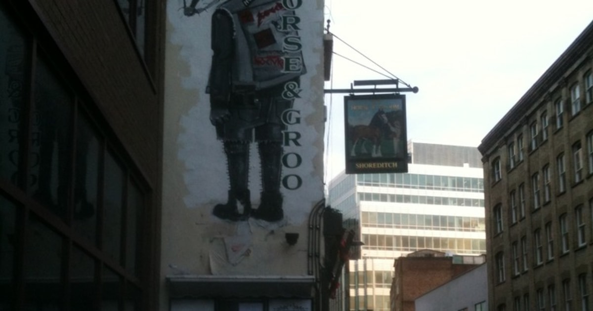 London's hipsters embrace the original creative, Shakespeare, after ...