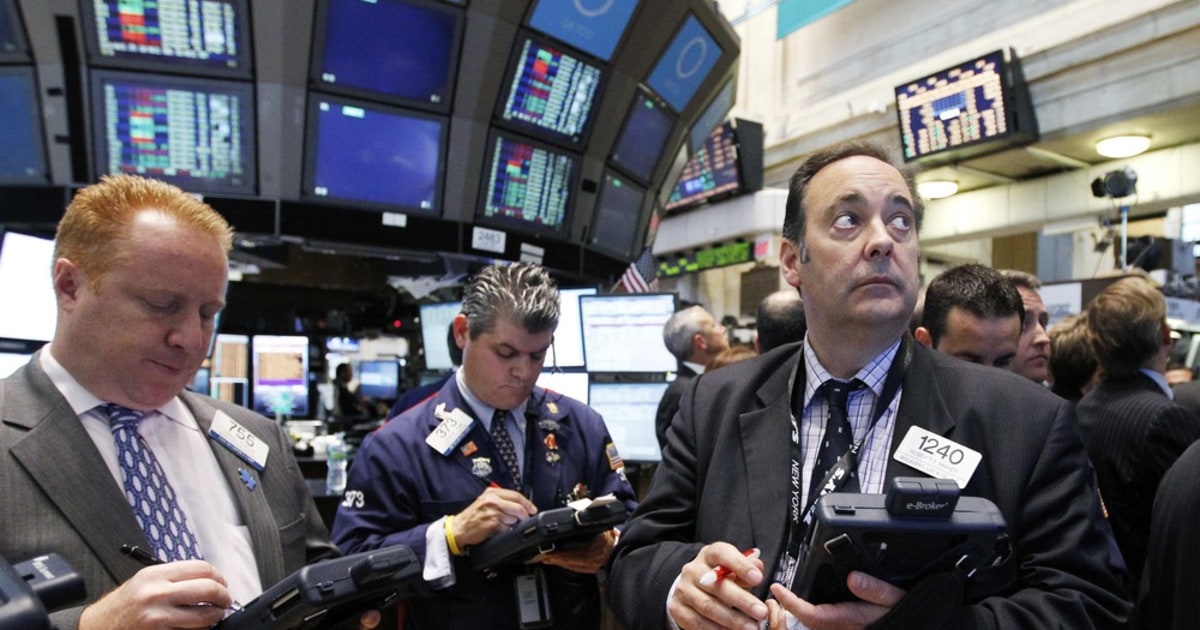 Nervous traders look ahead to key weekend in Europe