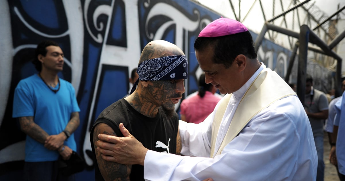 Mass held in El Salvador prison to celebrate 100-day milestone in gang ...