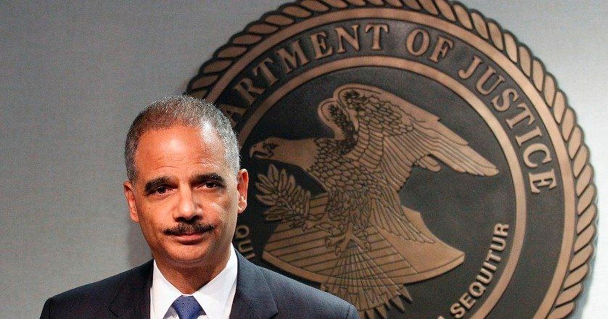 Justice won't prosecute Holder for contempt