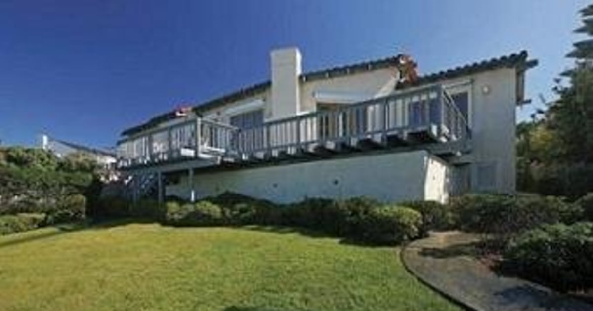 Romney's 'subterranean mansion'