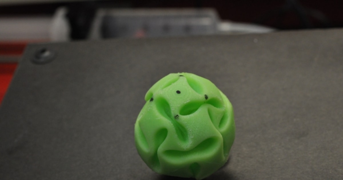 'Twist-O' toy inspires collapsible 'buckliball'
