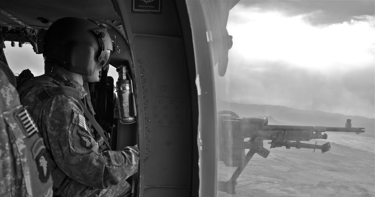 Ann Curry's photographs reveal courage, grit of America's soldiers