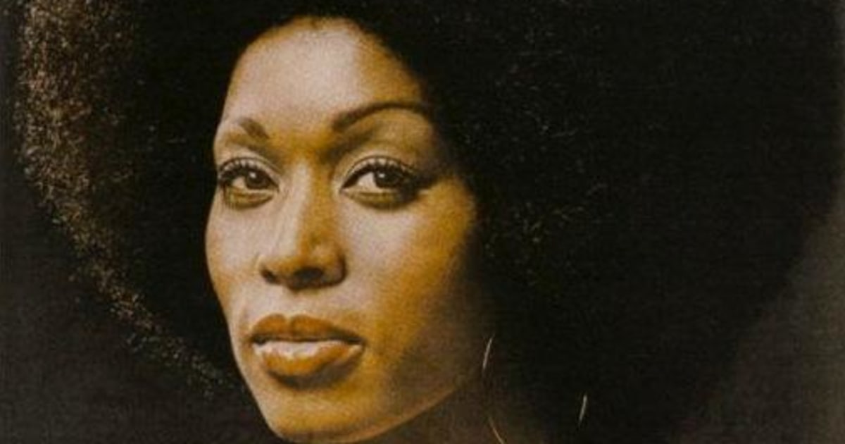 'Unbranding' print ads to reveal the true audience