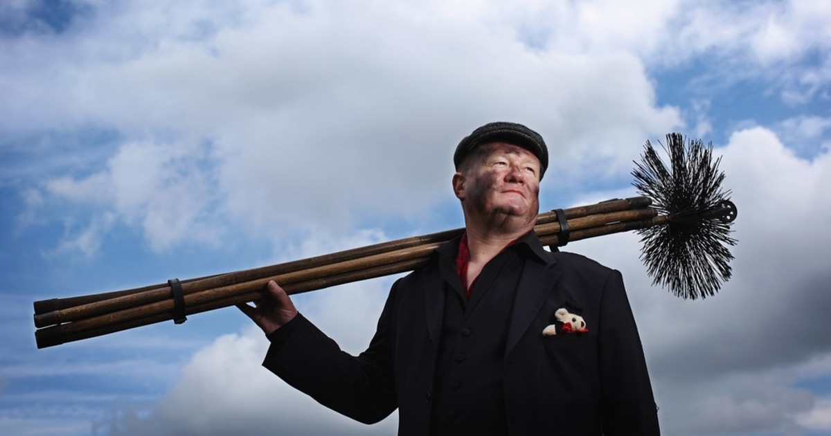 Chimney sweeps celebrate 400-year-old festival in Rochester