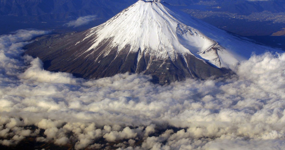Possibly active fault under Japan's Mount Fuji to trigger big quake ...