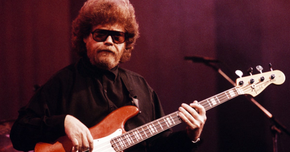 Donald 'Duck' Dunn of Booker T and the MGs dies at 70