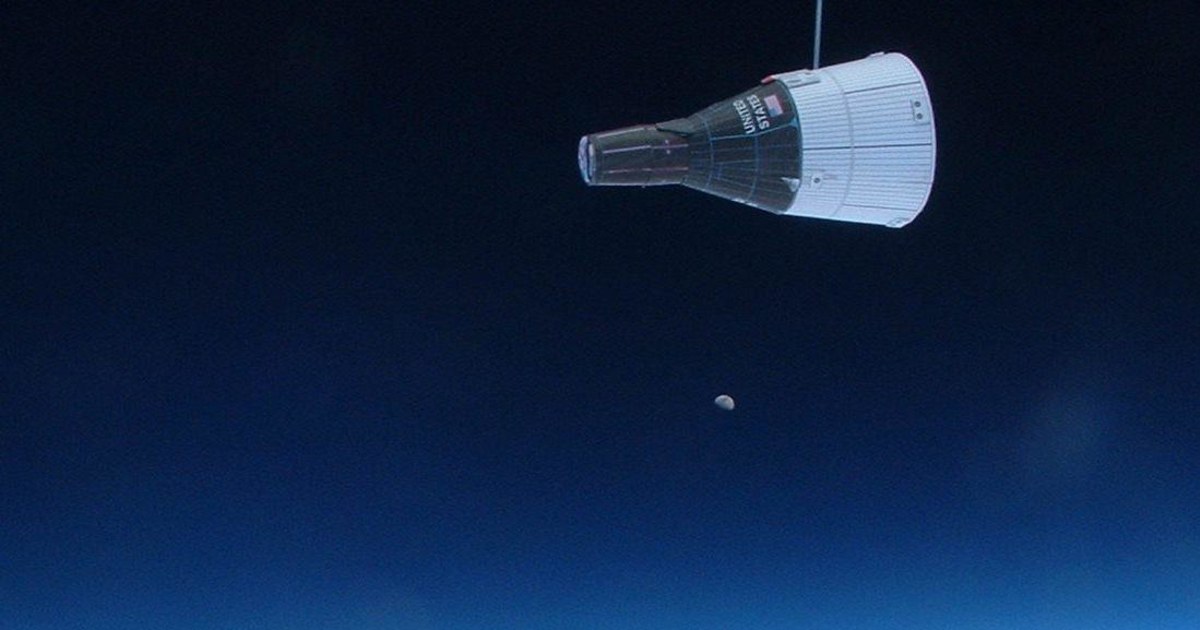 Gemini capsule launched on a string