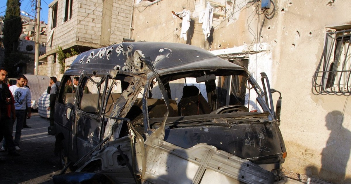 Bombs hit pro-Assad Damascus district; Syria's sectarian divide widens