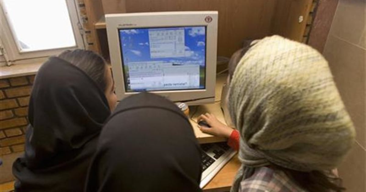 Cyber attackers disrupt Internet in Iran, says official