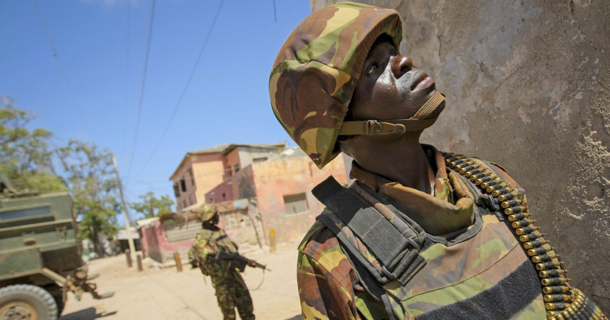 Kenyan soldiers on patrol in former stronghold of al Qaeda-backed militants