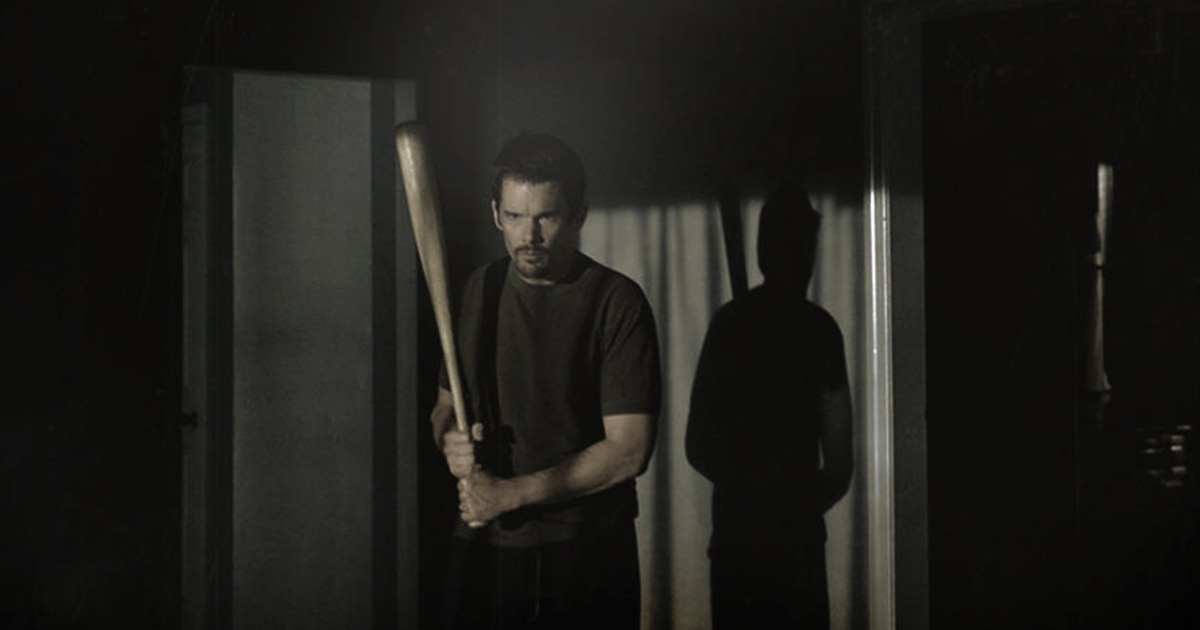 'Sinister' offers effective, if thin, scares