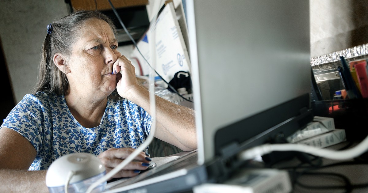 Boomer women -- courted by candidates -- struggle in recession's wake