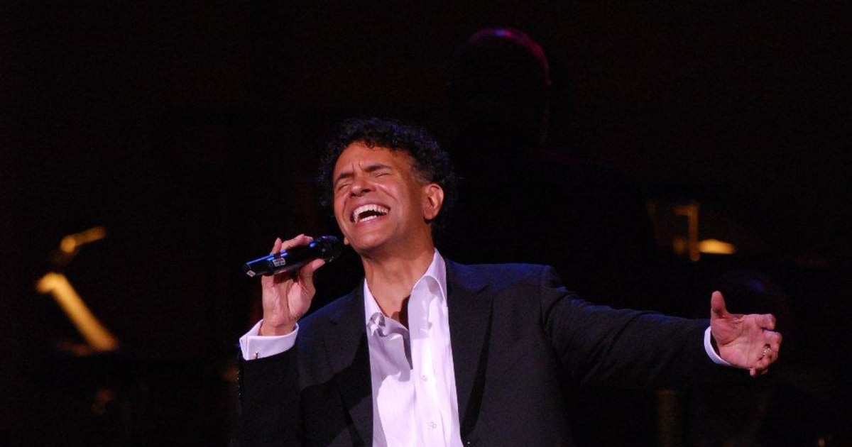 Brian Stokes Mitchell Sings for his Fellow Actor!