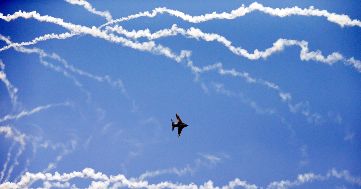 Air show marks 100th anniversary of military aviation in Serbia