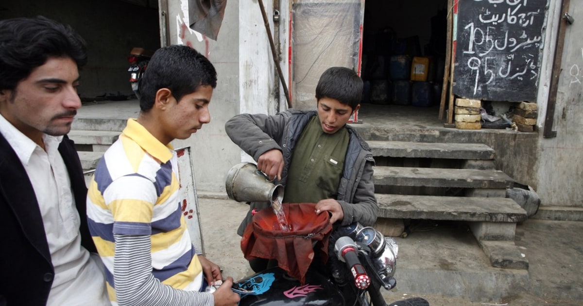 Iran sanctions see Pakistani kids, drug dealers turn to smuggling diesel