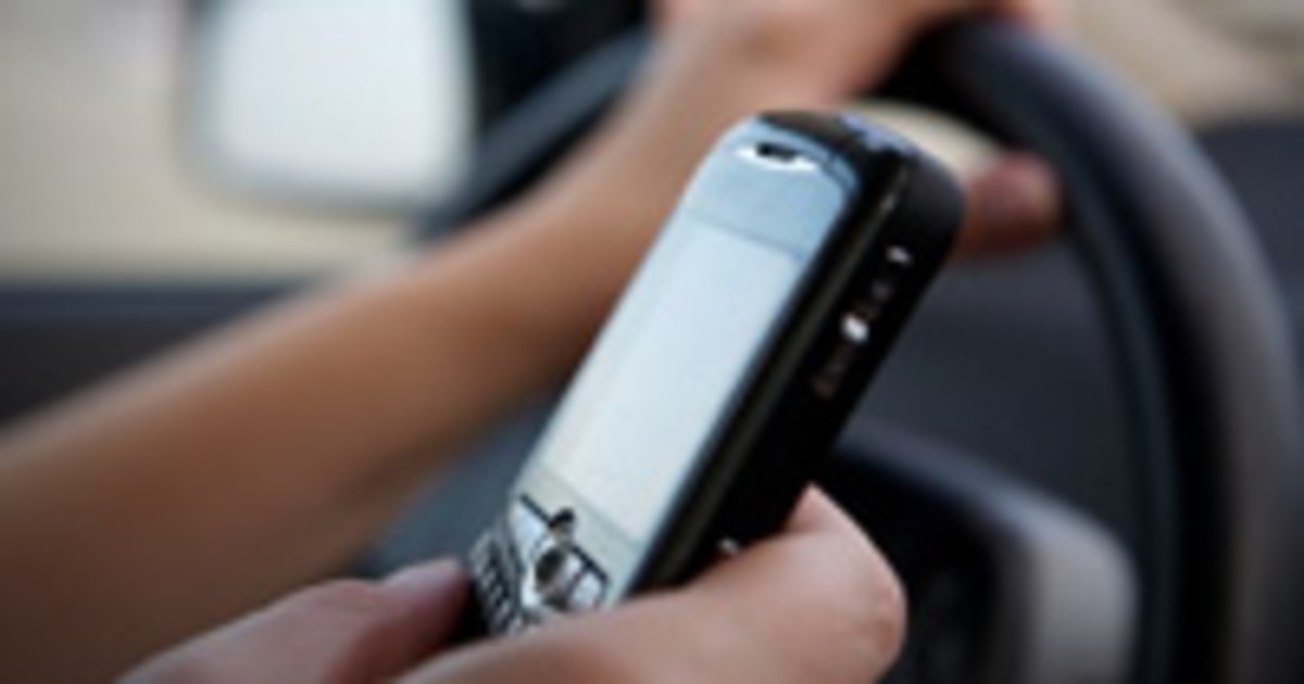 America's texting-and-driving problem isn't getting better, study reveals