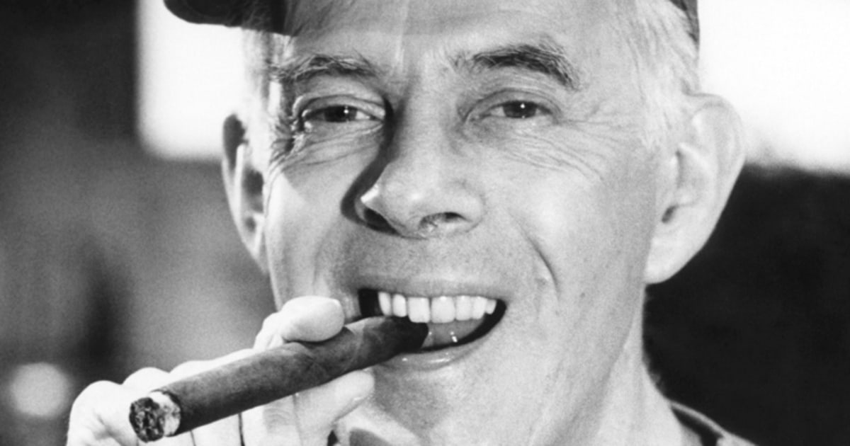 'M*A*S*H' star Harry Morgan dies
