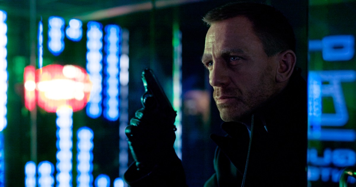 See first picture of Daniel Craig in new Bond movie