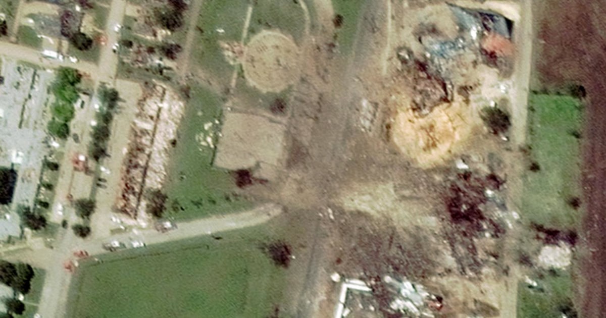 Satellite images show West, Texas before and after fertilizer plant ...