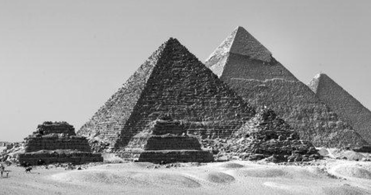 How did they feed 10,000 pyramid builders? Like this...