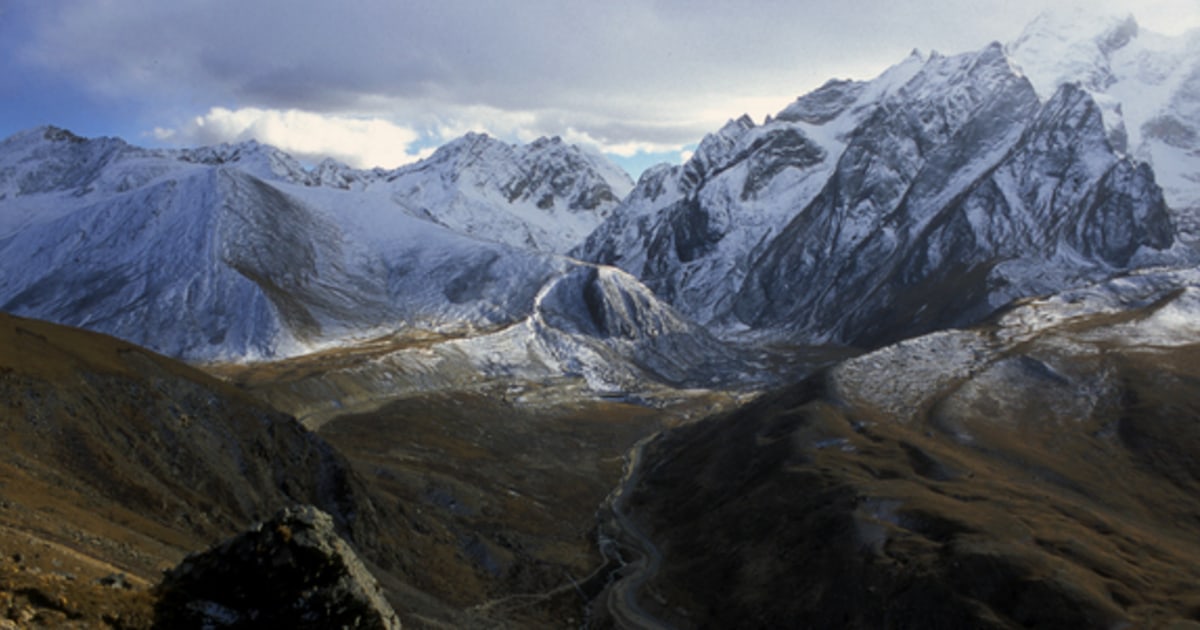 Mountains crumbled when Earth cooled, researchers find