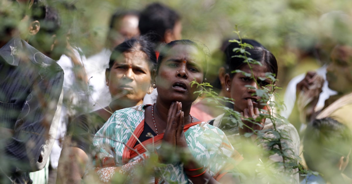 At least 23 reported killed in huge India train fire