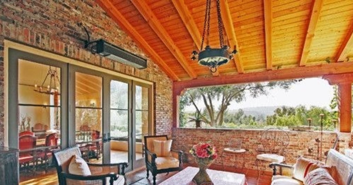 Leann Rimes and Eddie Cibrian buy in Hidden Hills